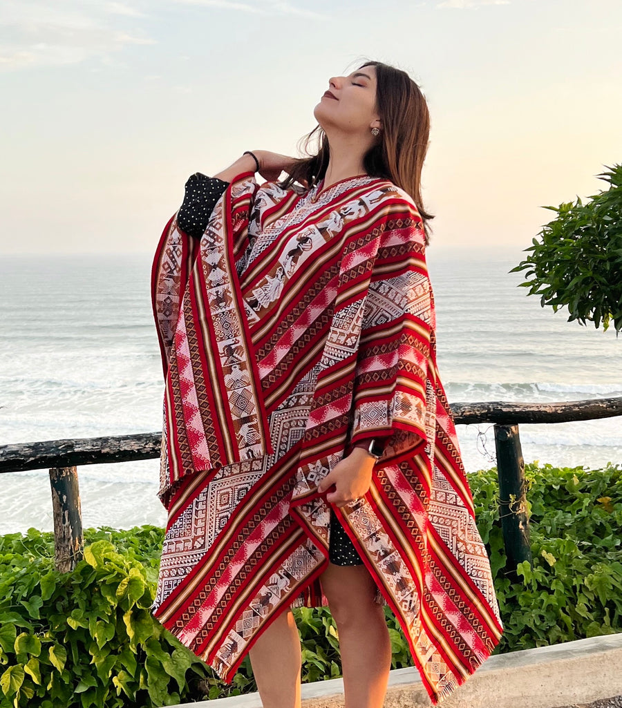 Peruvian Ethnic Ponchos – Alpaki Peruvian Art